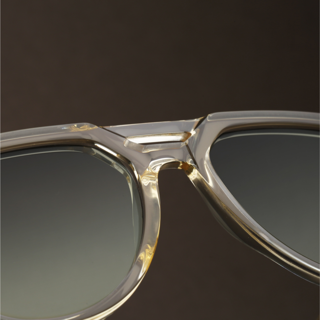 LAZARE – Dr. York